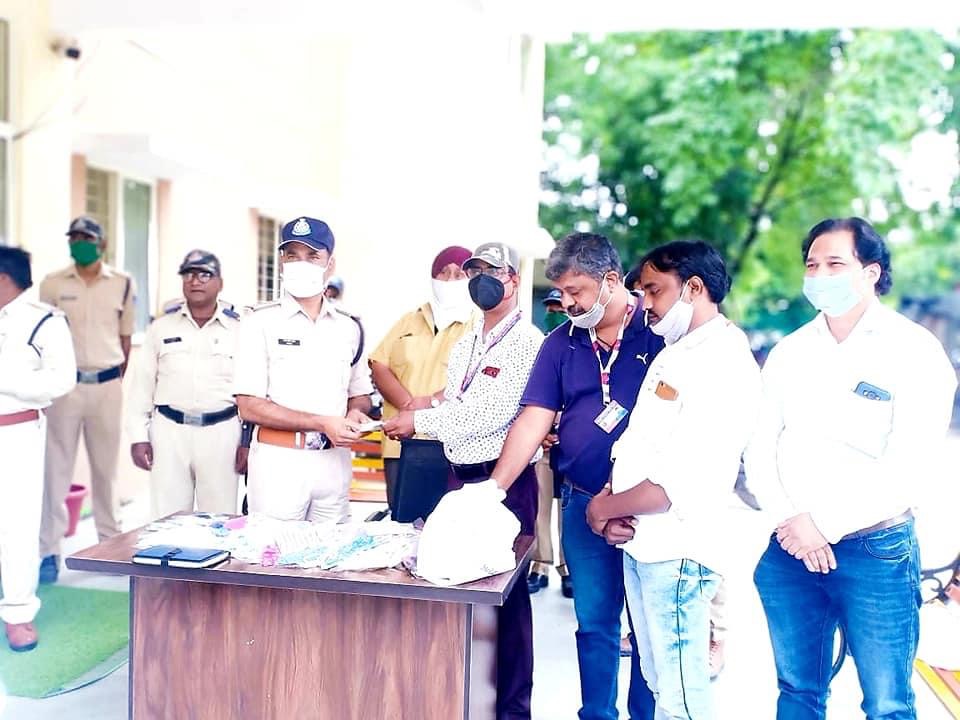 एनसीआईबी ने कोरोना योद्धाओं का किया सम्मान, राष्ट्रहित में सेवाए दे रहे पुलिस अधिकारियों को ...